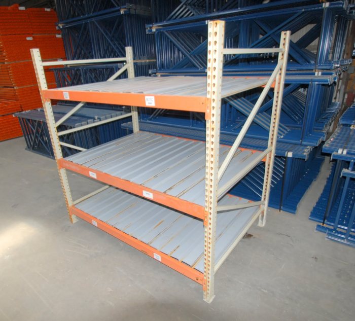 Corrugated Pallet Rack Decking