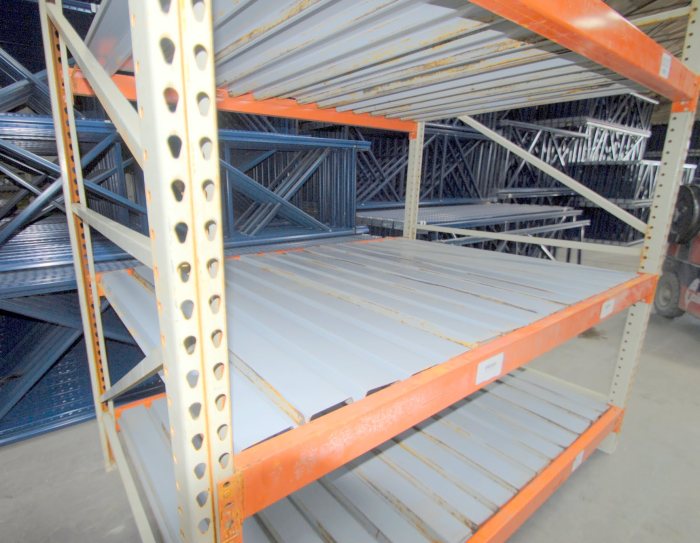 Corrugated Pallet Rack Decking