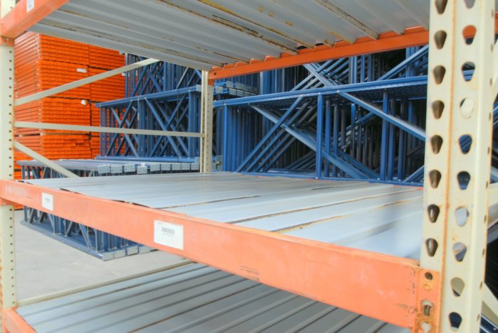 Corrugated Pallet Rack Decking