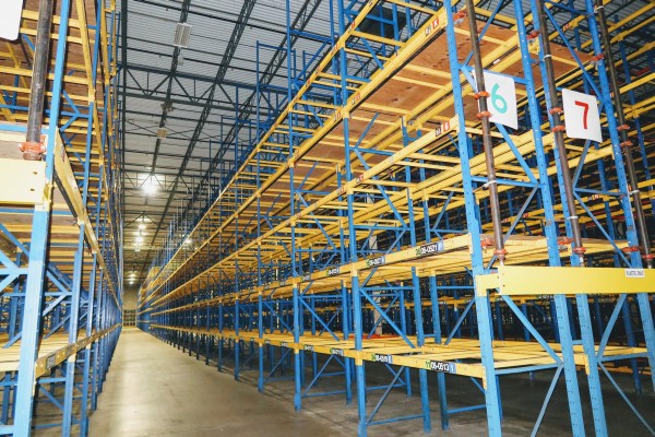 48 Deep Structural Pallet Rack : Warehouse Rack Company, Inc.