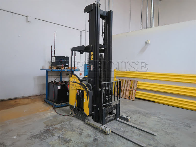 Reach Truck : Warehouse Rack Company, Inc.