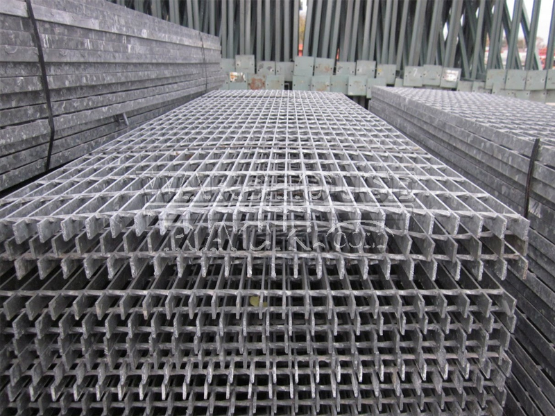 48 Deep Teardrop Pallet Rack : Warehouse Rack Company, Inc.