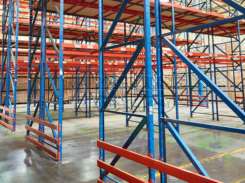 Liquidations In Progress 50 Deep Structural Pallet Rack : Warehouse ...